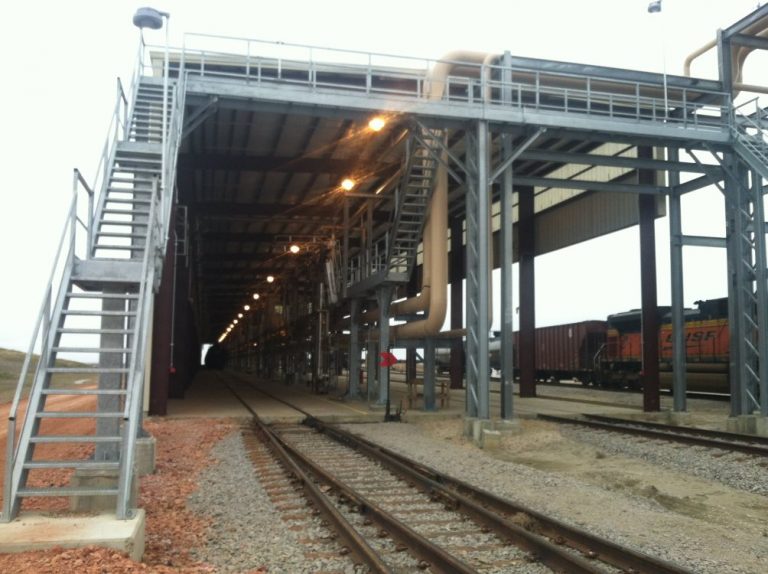 Railcar Loading Racks and Platforms by GREEN Access & Fall Protection